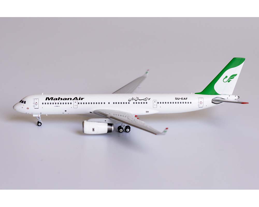 www.JetCollector.com: Mahan Tupolev TU-204 SU-EAF 1:400 Scale NG NG40003
