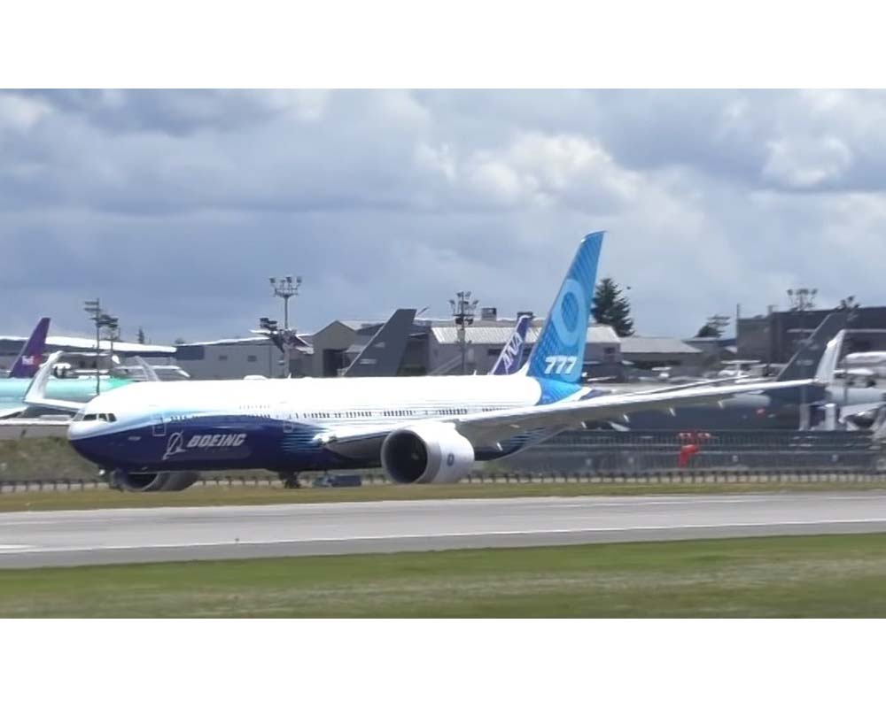 www.JetCollector.com: Boeing House Colors B777-9X Folded Wings N779XW 1 ...