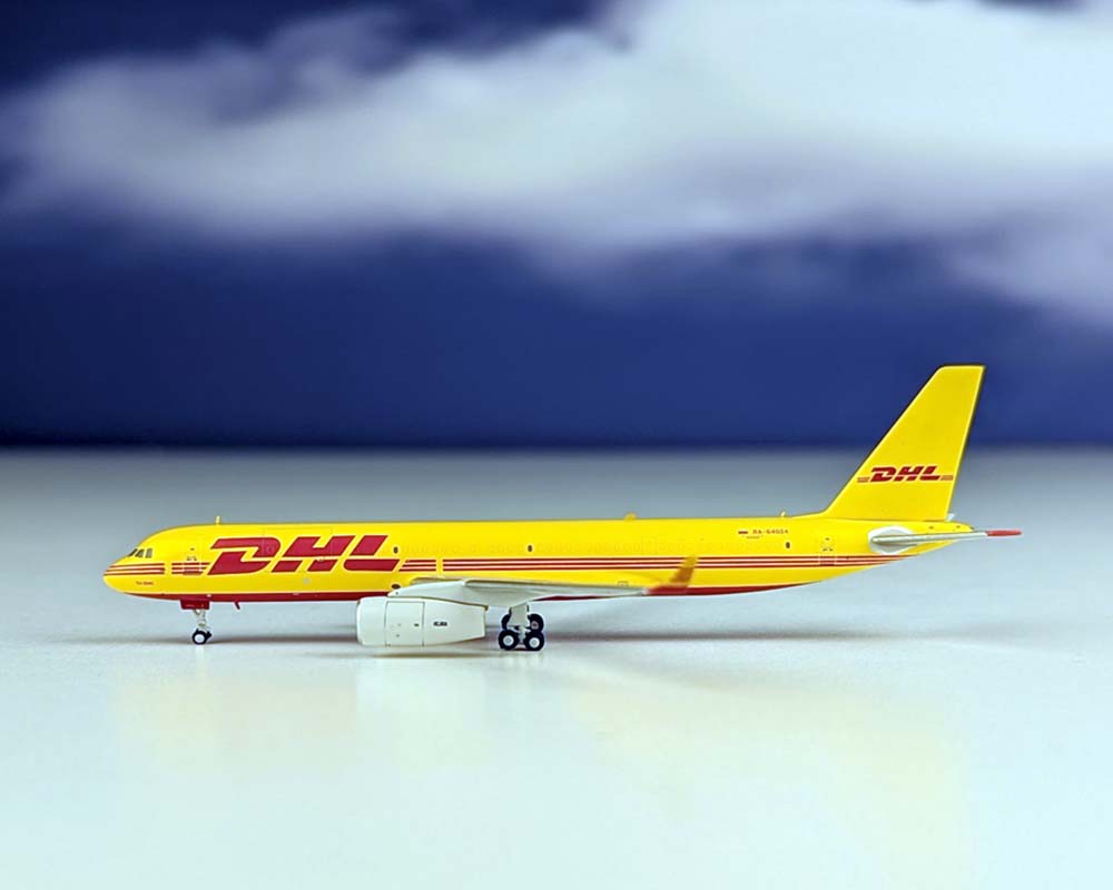 www.JetCollector.com: DHL Tupoloev Tu204-100C RA-64024 1:400 Scale ...