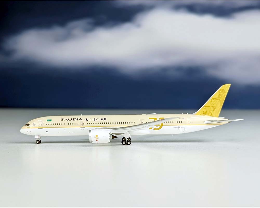 www.JetCollector.com: Saudi Arabian 75 Years B787-9 HZ-AR13 1:400 Scale ...