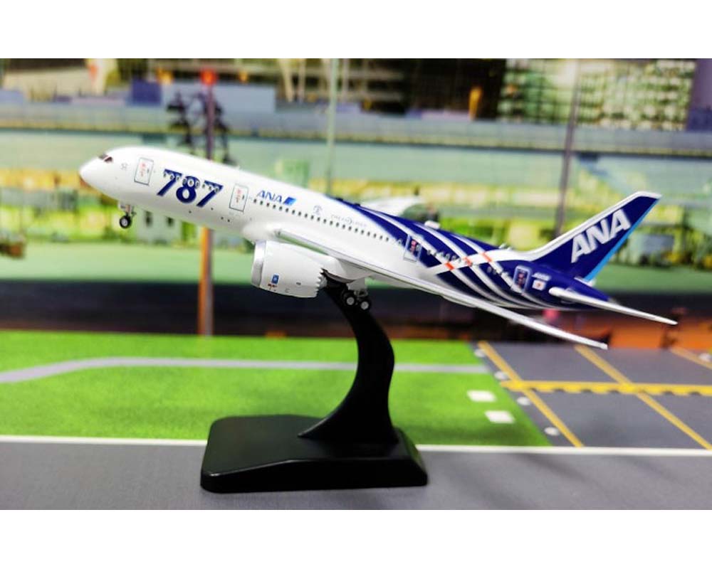 www.JetCollector.com: ANA - All Nippon B787-9 JA801A detachable gear, w ...