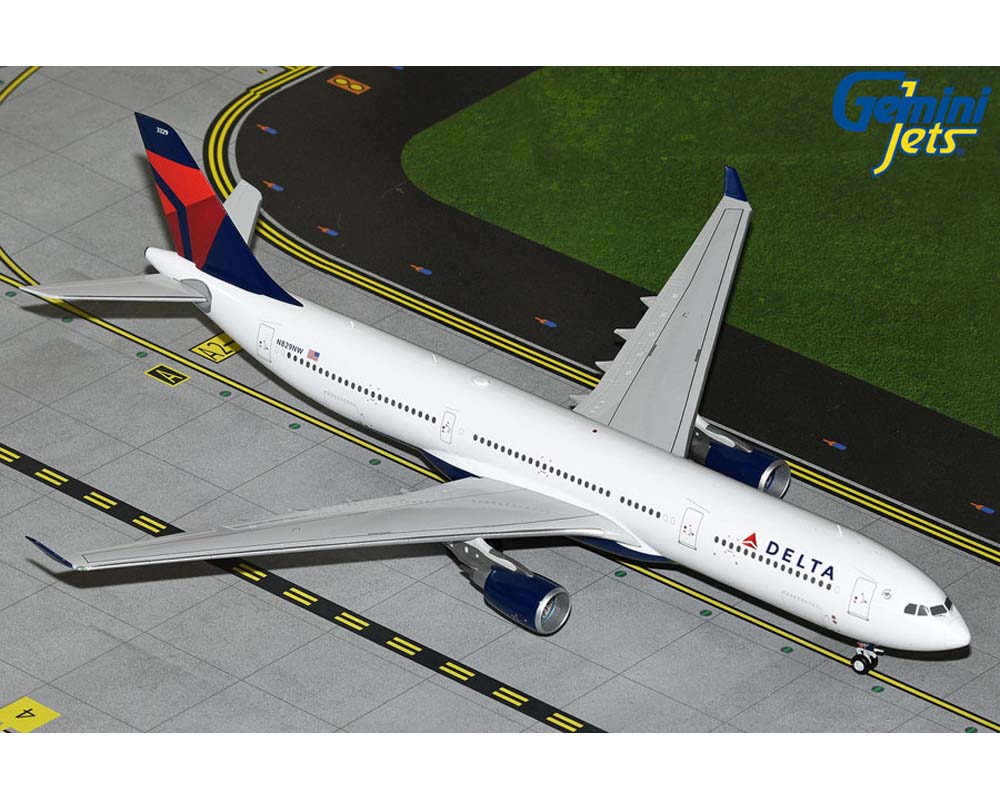 www.JetCollector.com: Delta A330-300 N829NW 1:200 Scale Geminijets ...