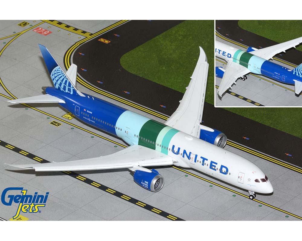 www.JetCollector.com: United Airlines B787-9 "The Future is SAF" w ...