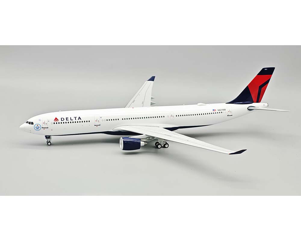 www.JetCollector.com: Delta A330-300 w/stand N821NW 1:200 Scale ...