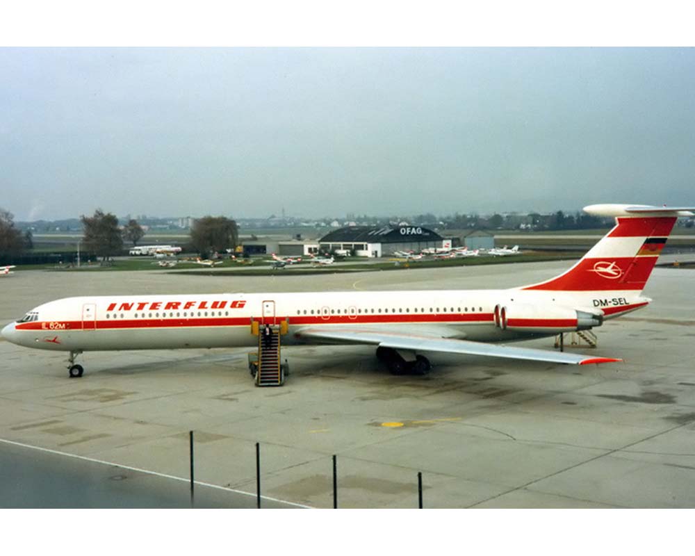 www.JetCollector.com: Interflug IL-62M DM-SEL 1:400 Scale Phoenix PH12052