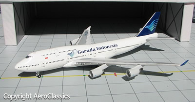 www.JetCollector.com: Garuda B747-400
