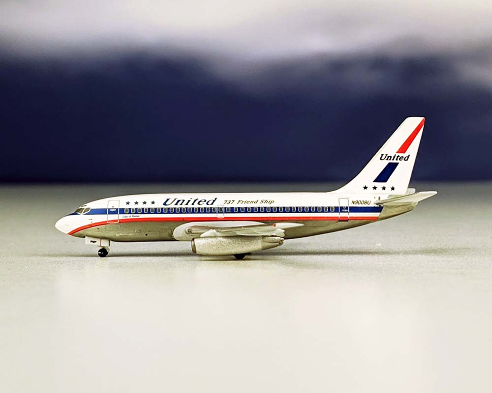 www.JetCollector.com: United Airlines B737-200 o/c N9008U 1:400 Scale ...