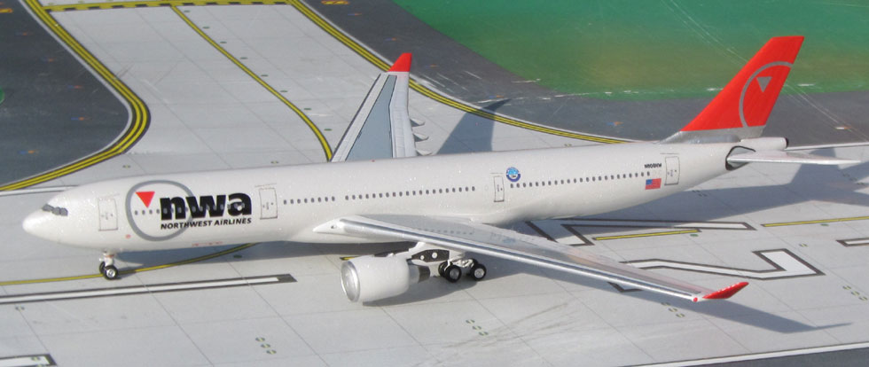 www.JetCollector.com: Northwest A330-300 N808NW 1:400 Scale ...